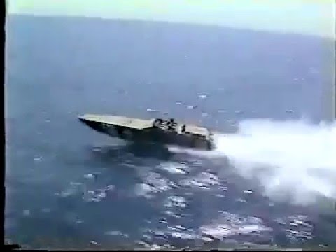 Apache 41 Warpath Vintage Footage | Powerboat Nation